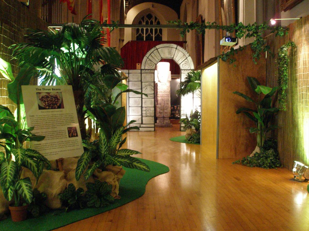 Bespoke Shell Scheme Stands | MERIDIAN Exhibition Contractors